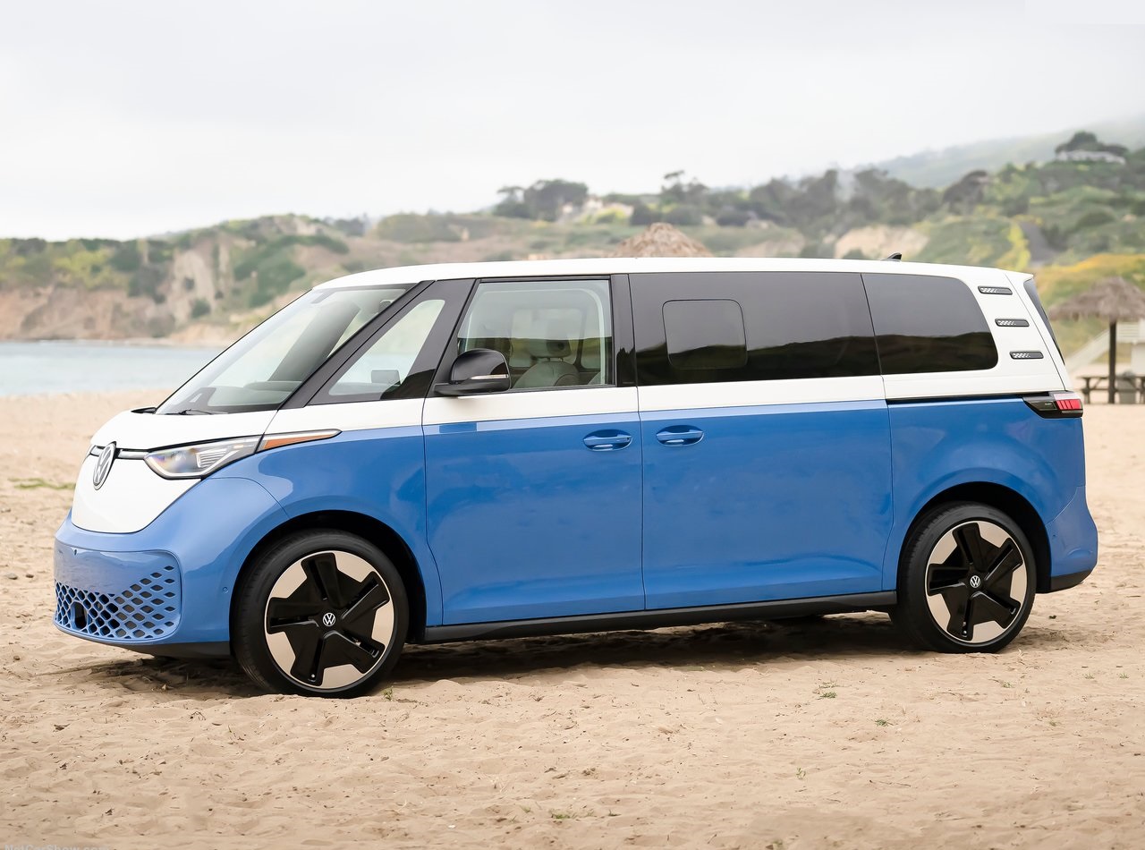 Volkswagen ID.BUZZ Estate 150kW Life Pro 77kWh 5dr Auto Review | PLANET ...