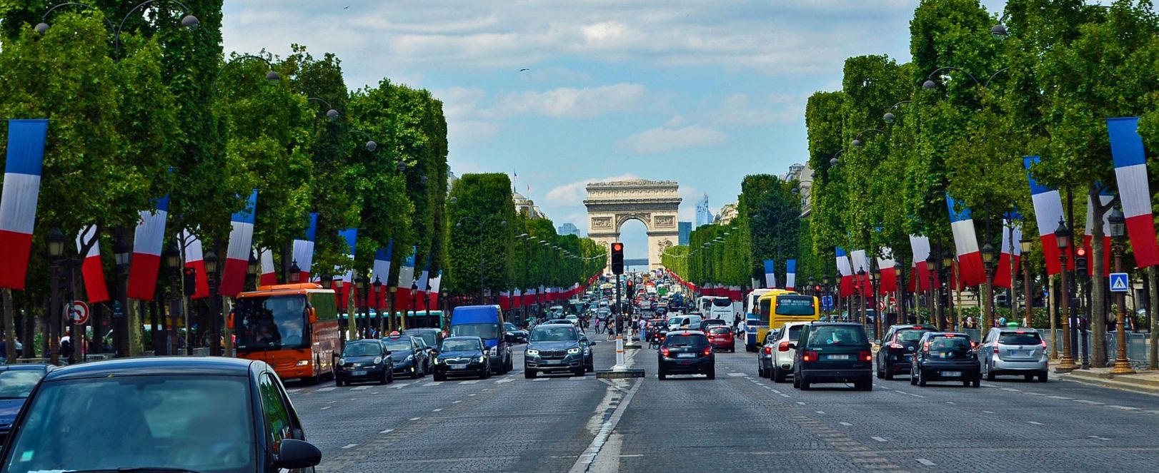 Our guide to driving in France | PLANET LEASING